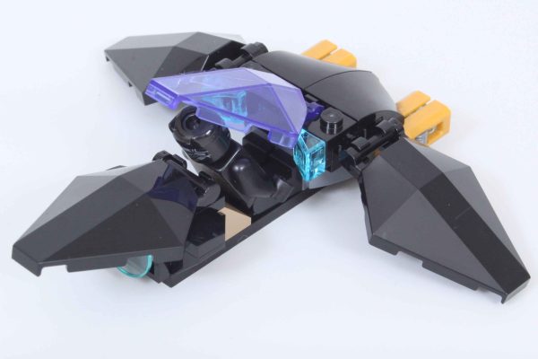 LEGO 76310 Iron Man Car & Black Panther vs. Red Hulk review