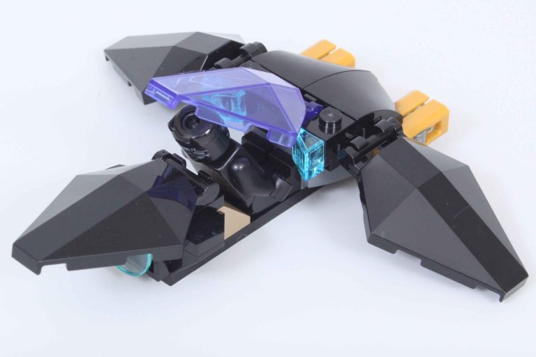 LEGO 76310 Iron Man Car & Black Panther vs. Red Hulk review