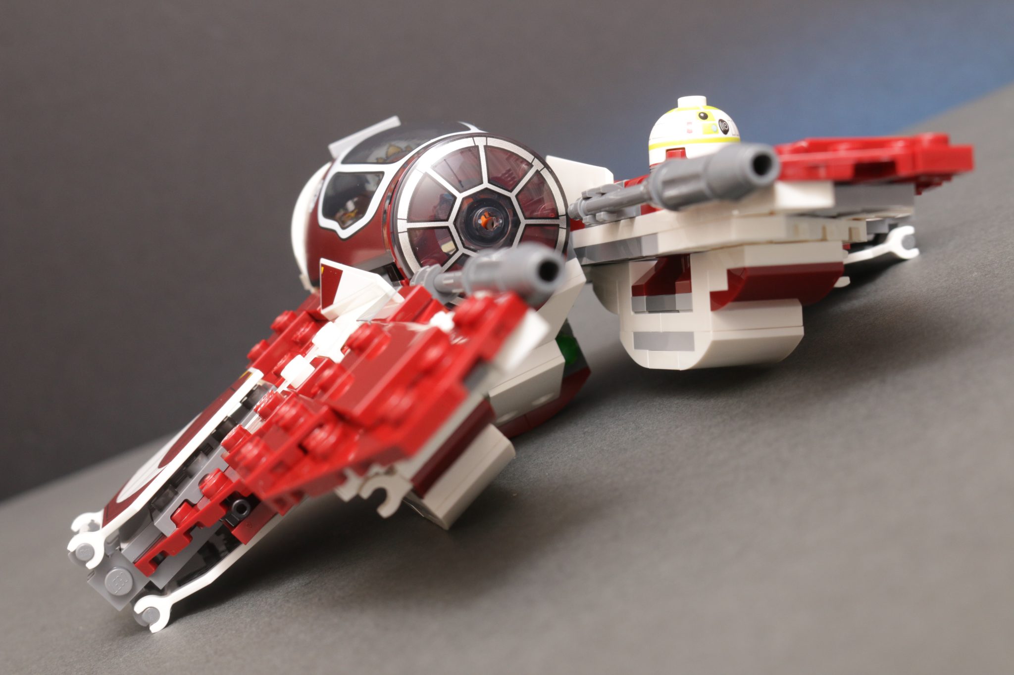 LEGO Star Wars 75401 Ahsoka’s Jedi Interceptor review