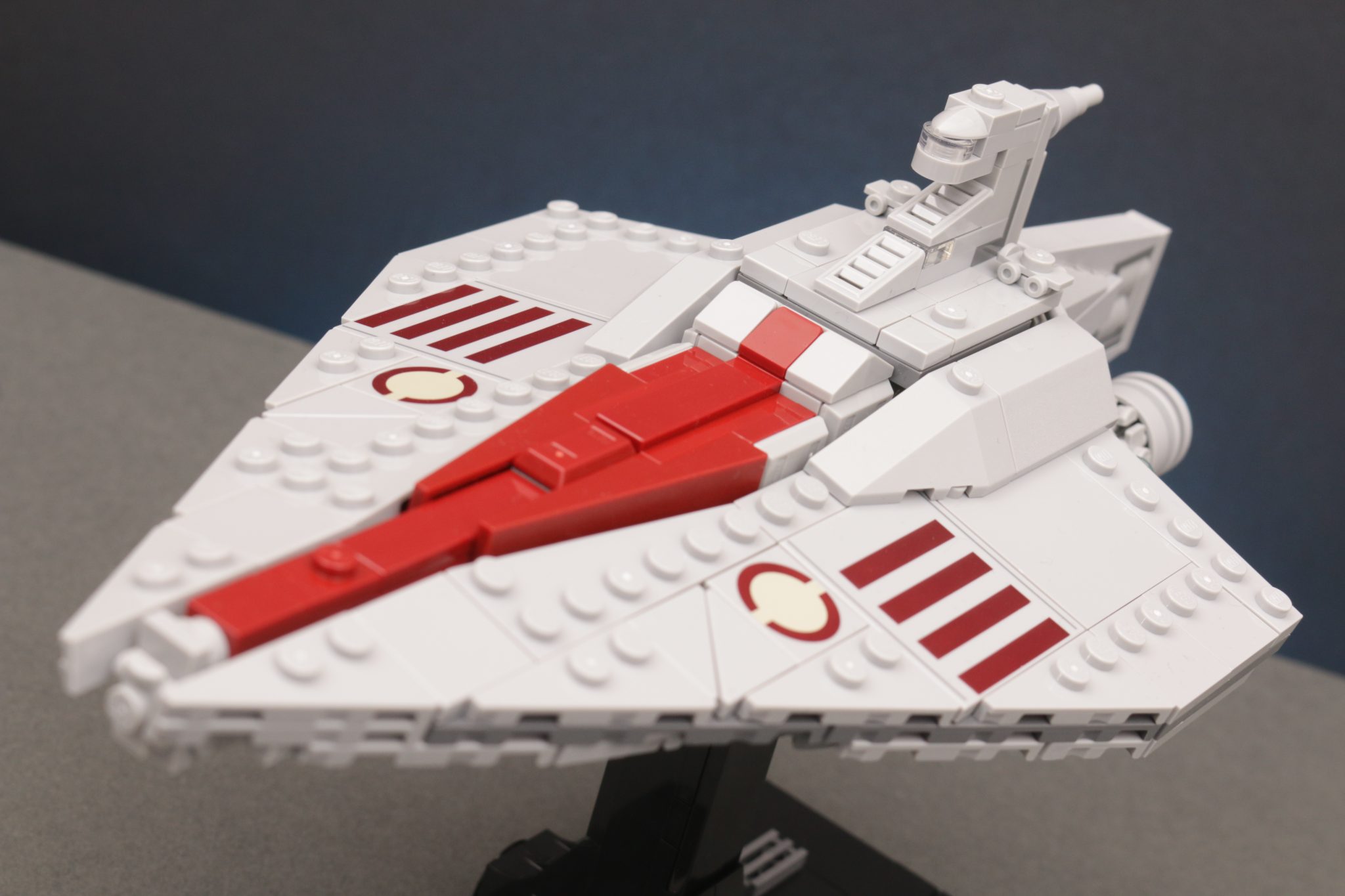 LEGO Star Wars 75404 Acclamator-class Assault Ship review