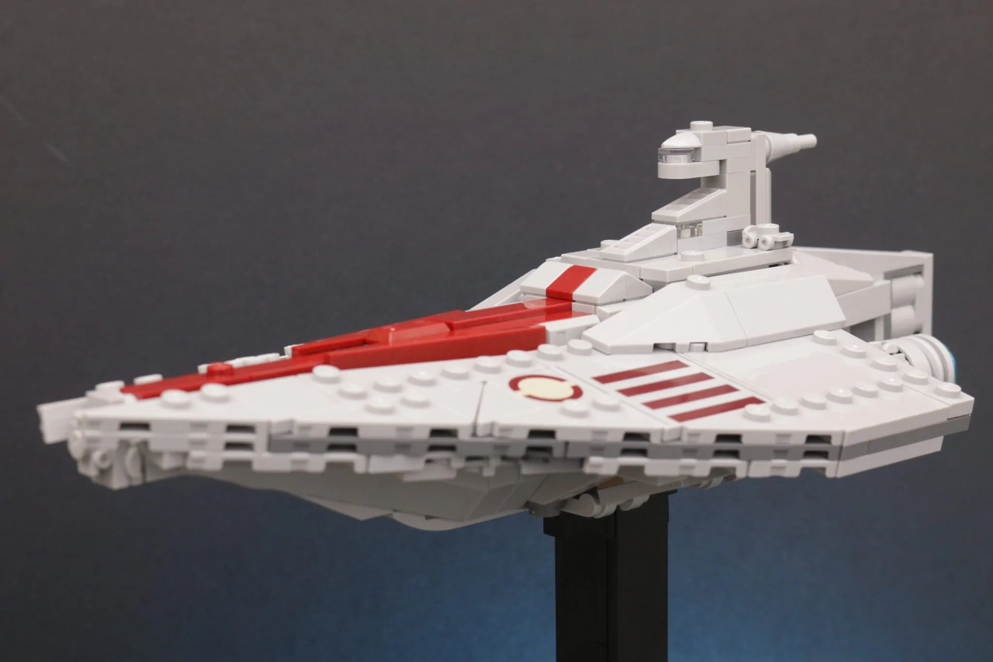 LEGO Star Wars 75404 Acclamator-class Assault Ship review