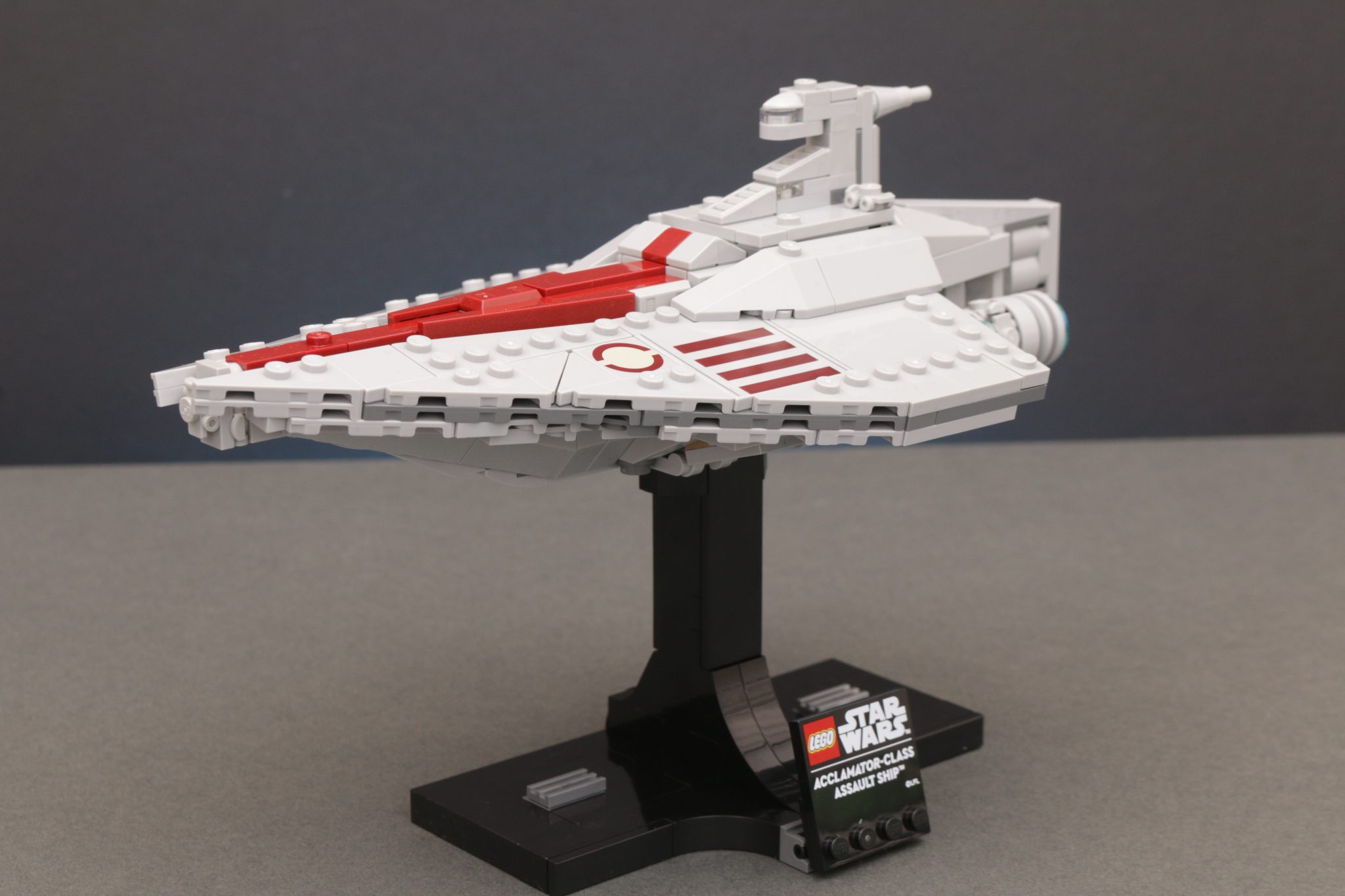 LEGO Star Wars 75404 Acclamator-class Assault Ship review