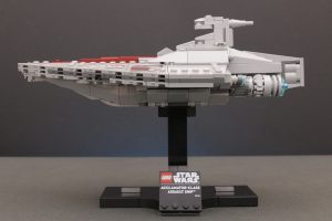 LEGO Star Wars 75404 Acclamator-class Assault Ship review