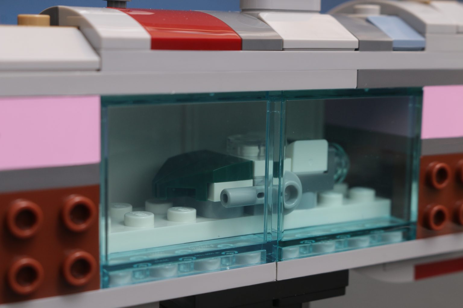 LEGO Star Wars 75405 Home One Starcruiser review