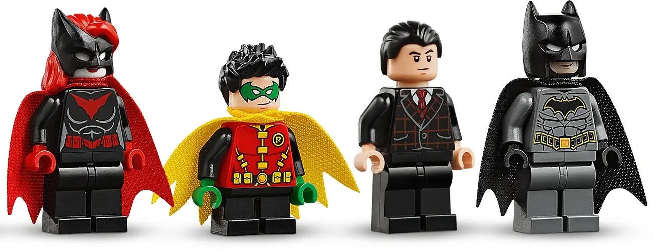 Five things we need in the rumoured LEGO 2025 Batcave set