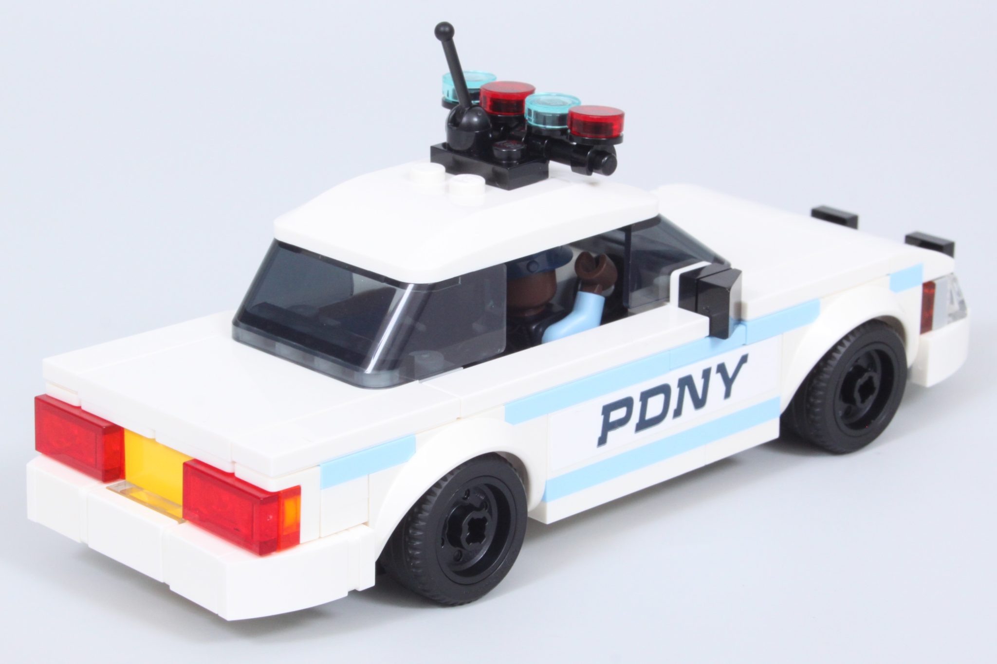 LEGO Marvel 76311 Miles Morales vs. The Spot review