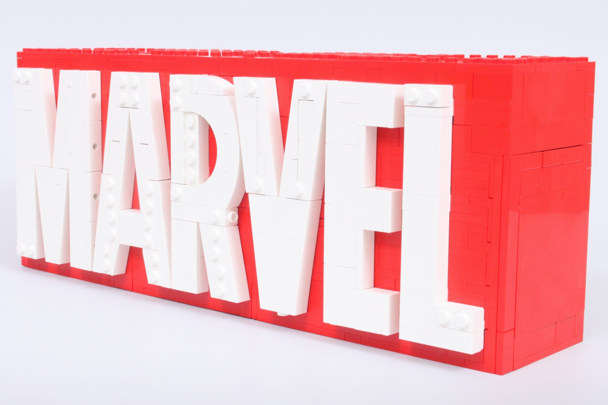 LEGO Marvel 76313 MARVEL Logo 2025 set review
