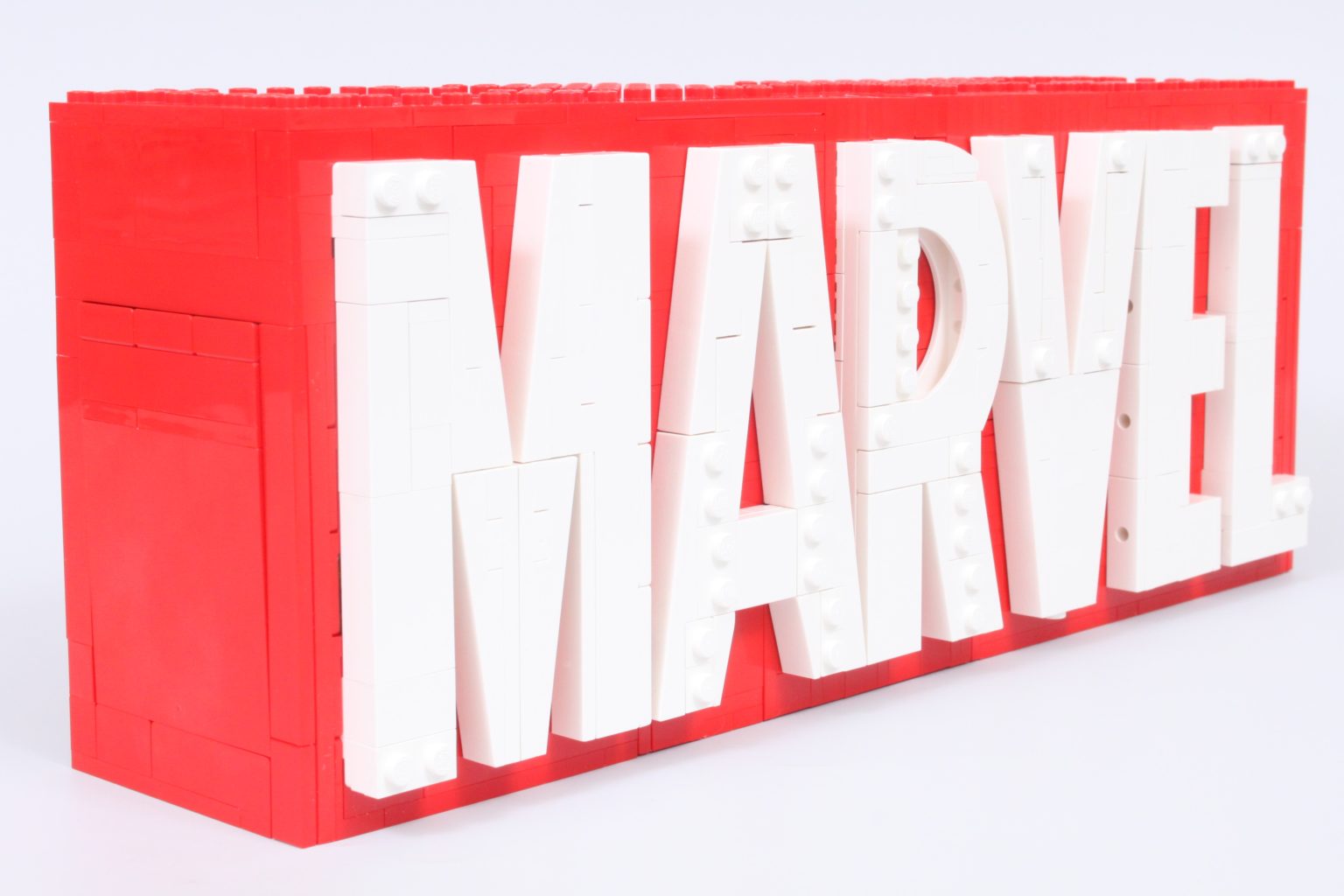 LEGO Marvel 76313 MARVEL Logo 2025 set review