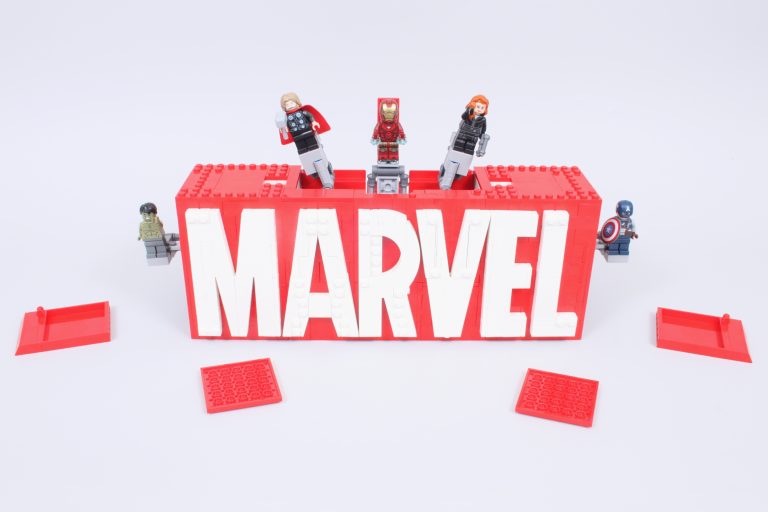 LEGO Marvel 76313 MARVEL Logo 2025 set review