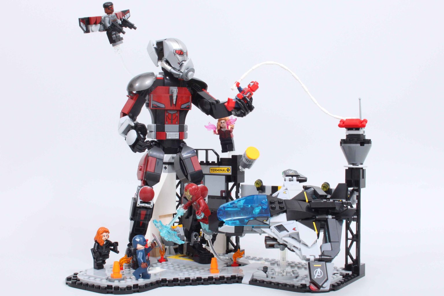 LEGO Marvel 76314 Captain America: Civil War Battle review