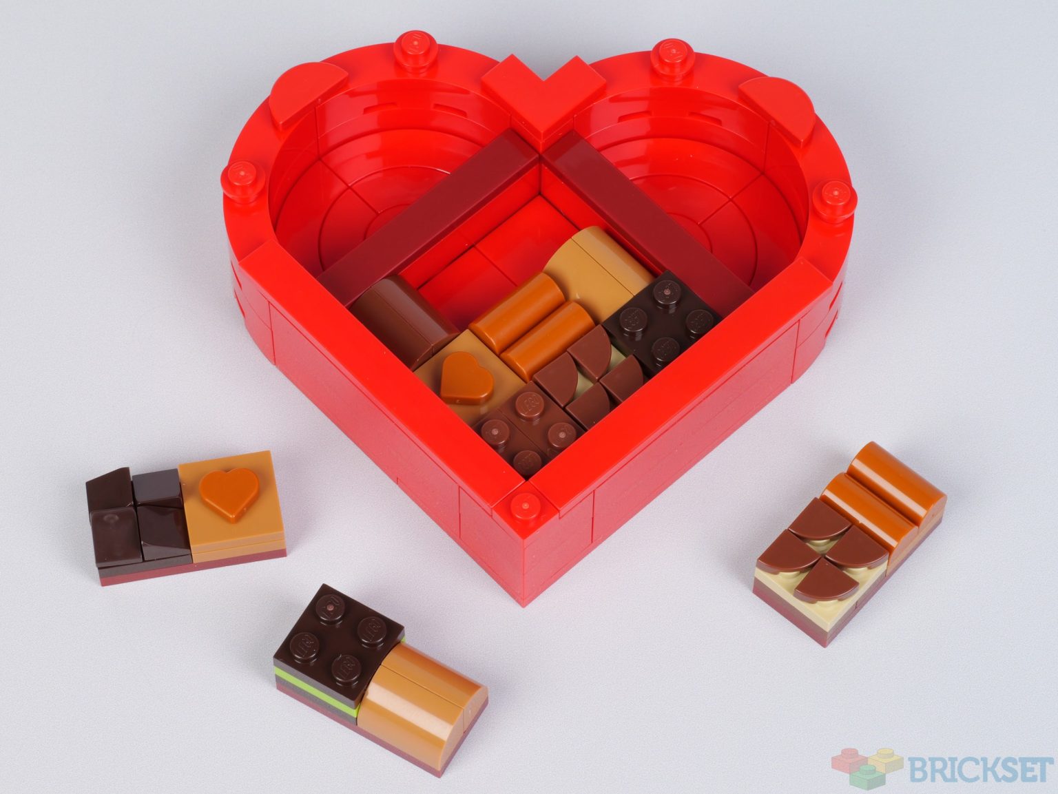 First look at LEGO 40759 Valentine’s Day Box 2025 set