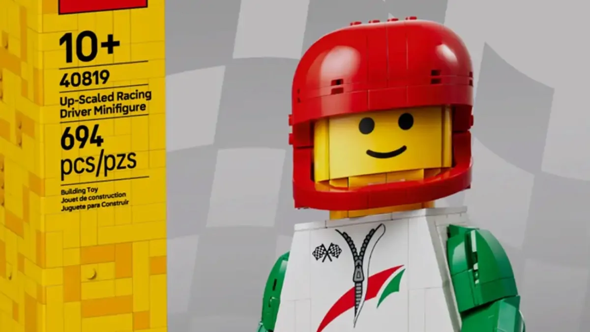 Se revela la minifigura de piloto de carreras a escala mejorada LEGO 40819