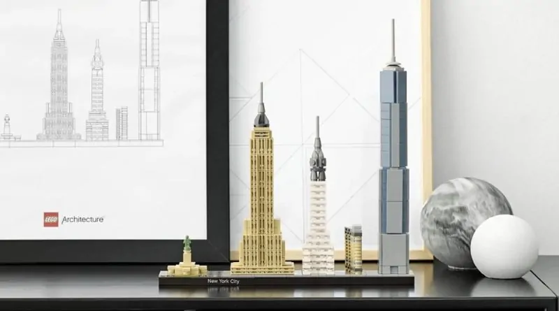 The oldest LEGO set left on shelves is retiring in 2025