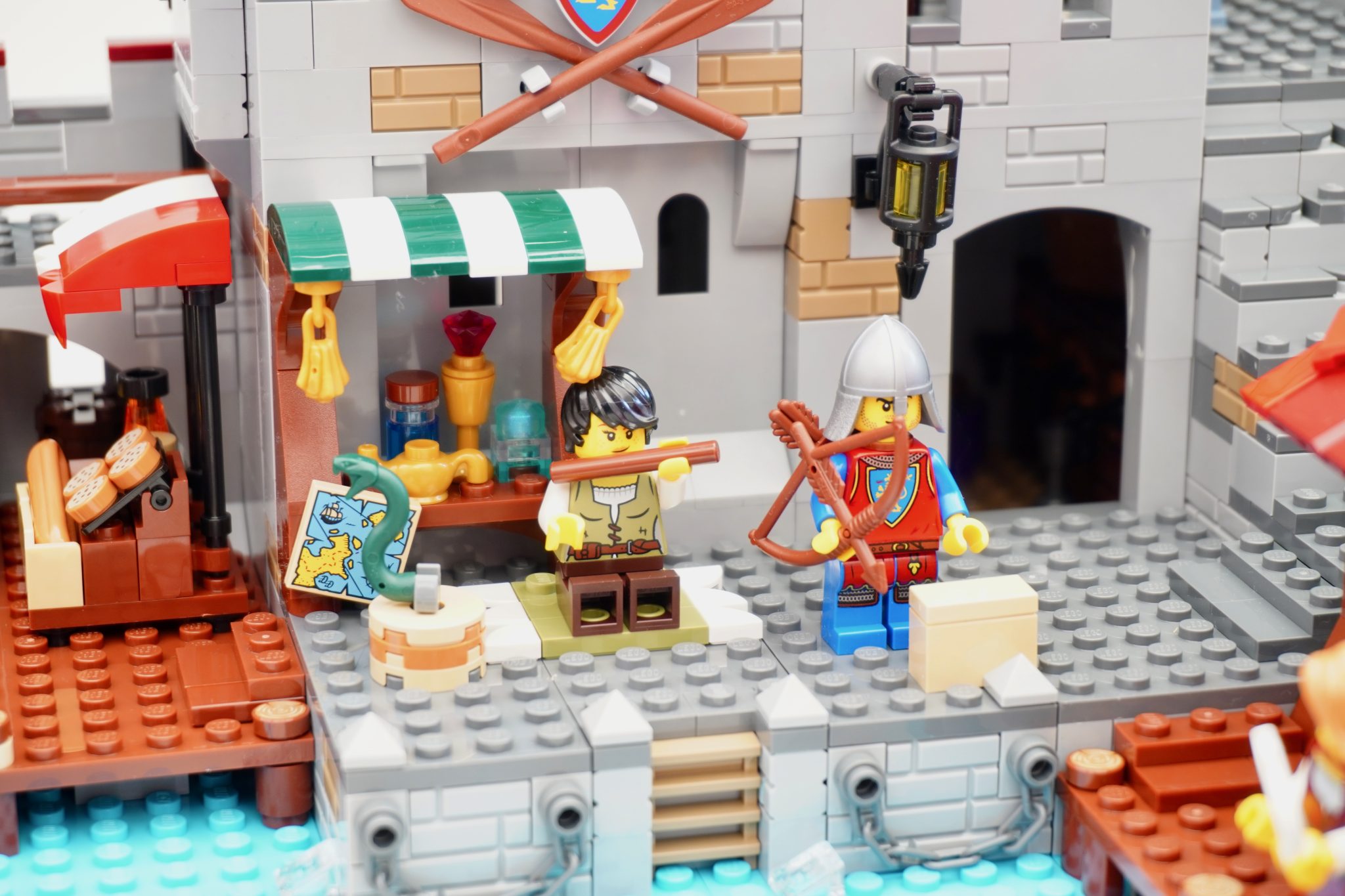 LEGO BrickLink Series 4 Medieval Seaside Market review