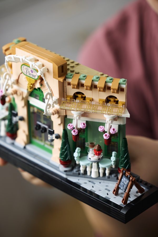LEGO Icons 10362 French Café officially revealed