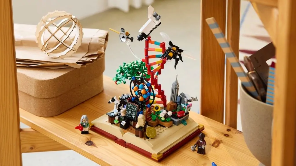 LEGO Ideas Evolution of STEM is packed with science secrets