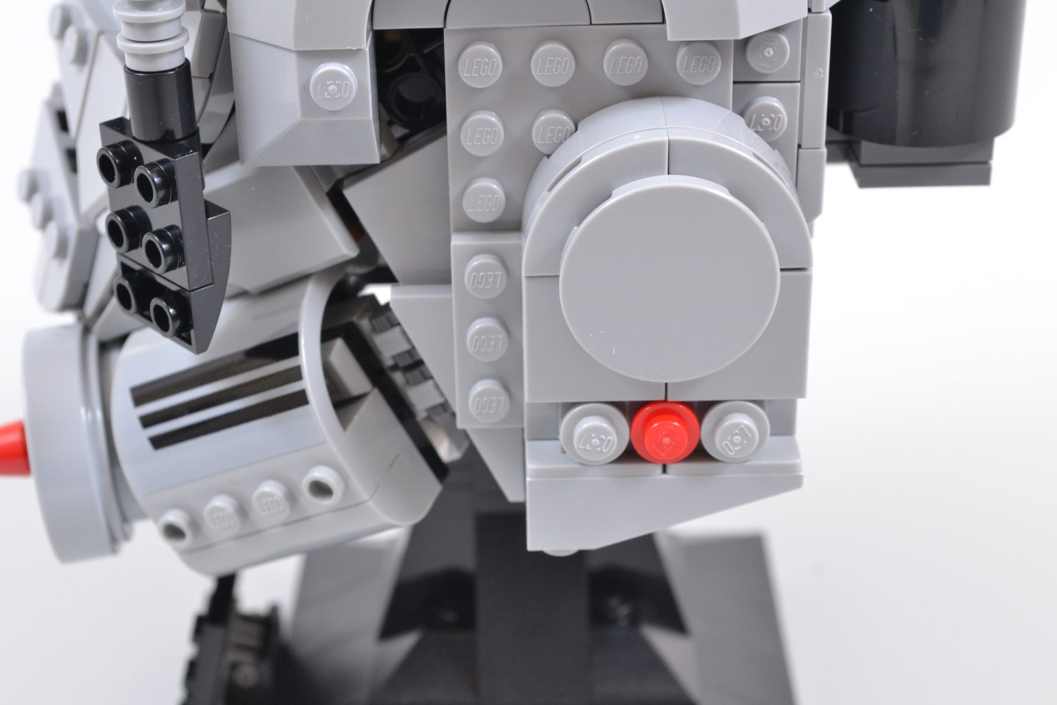 LEGO Star Wars 75429 AT-AT Driver Helmet review