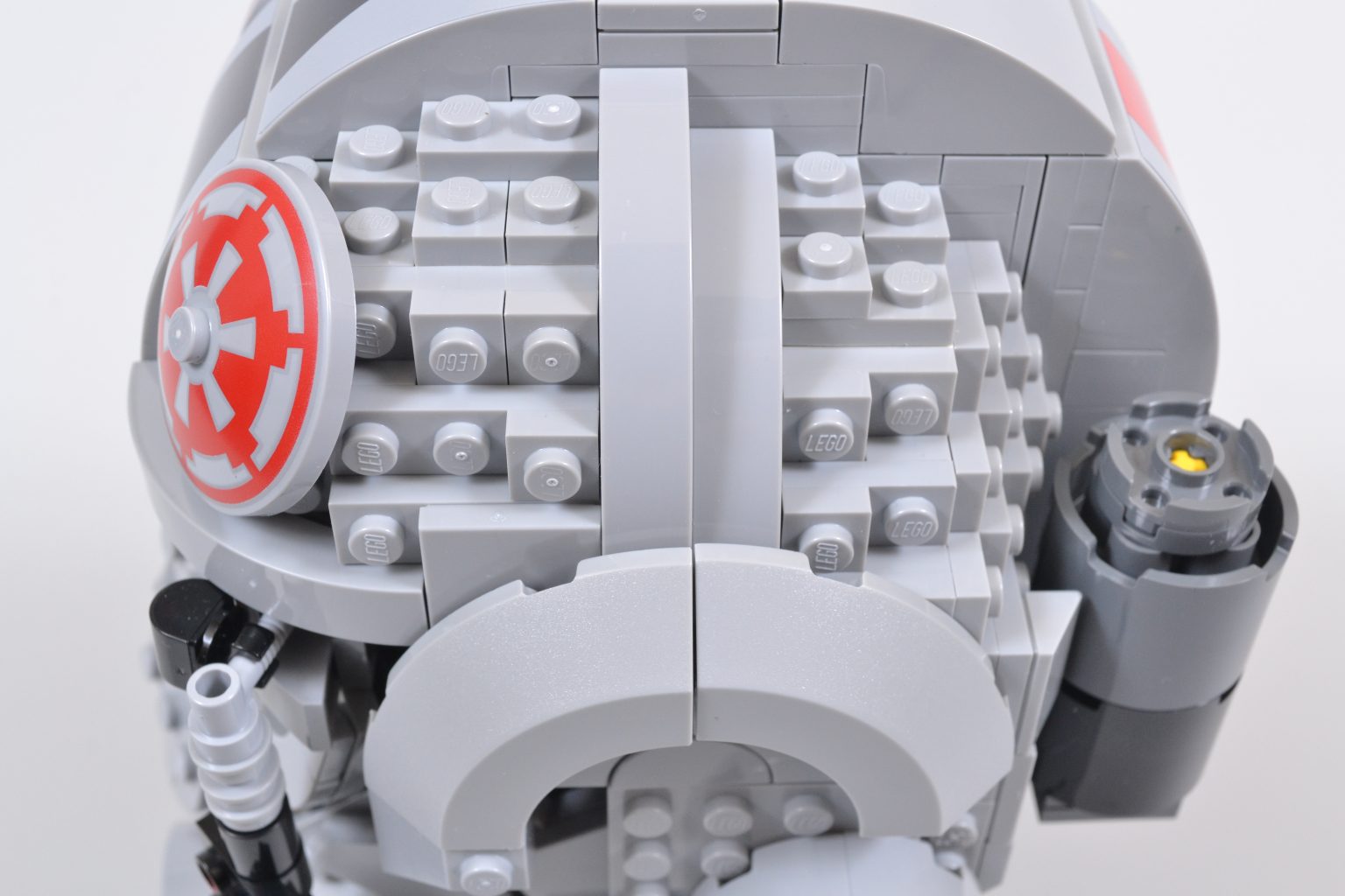 LEGO Star Wars 75429 AT-AT Driver Helmet review