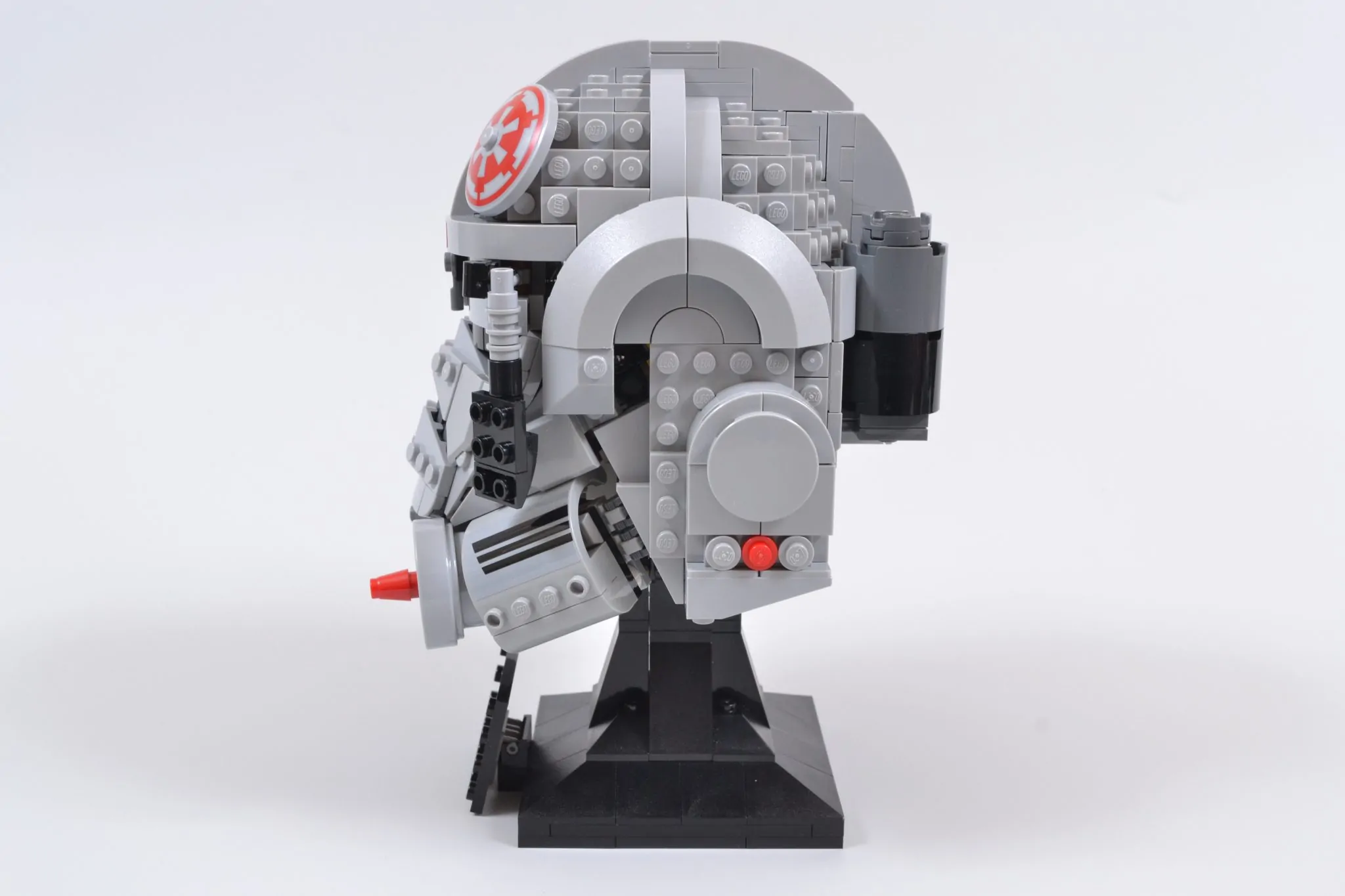 LEGO Star Wars 75429 AT-AT Driver Helmet review