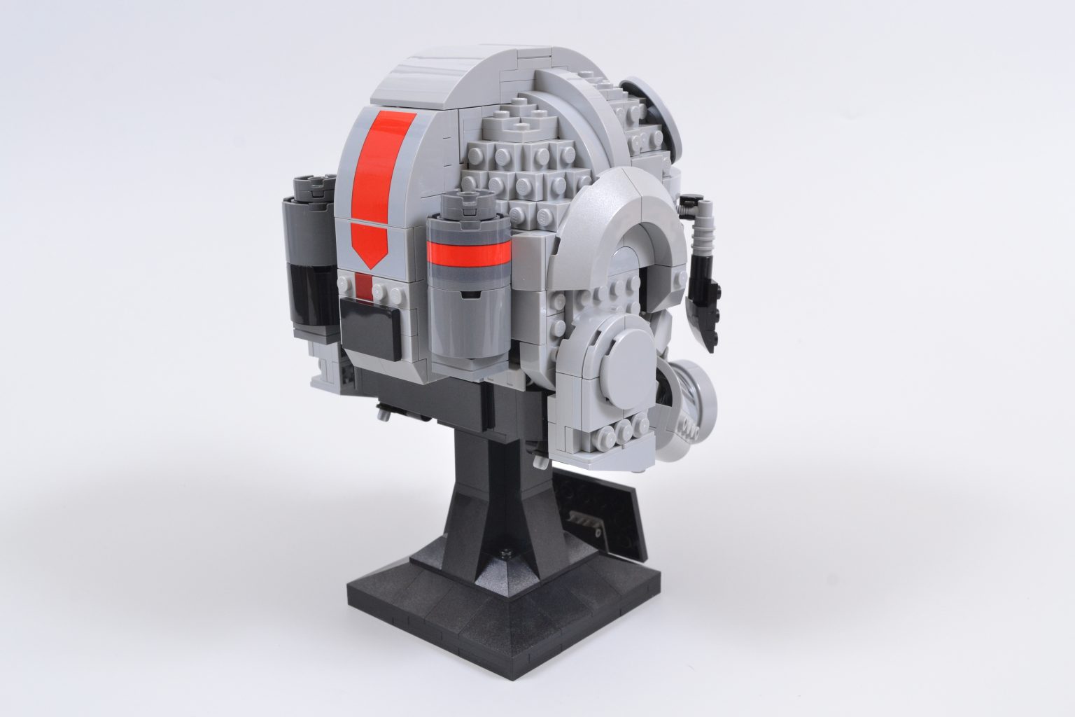 LEGO Star Wars 75429 AT-AT Driver Helmet review