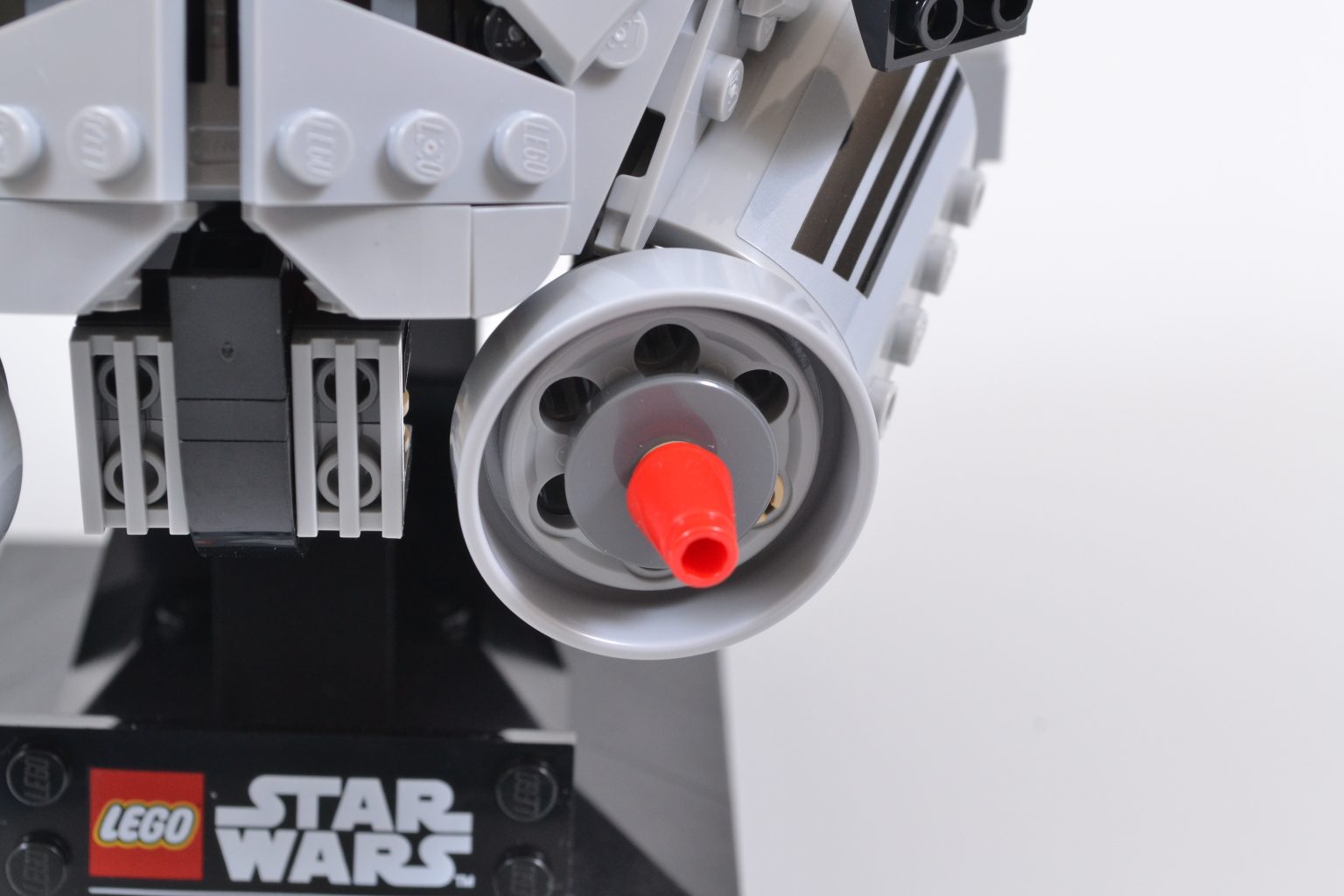 LEGO Star Wars 75429 AT-AT Driver Helmet review