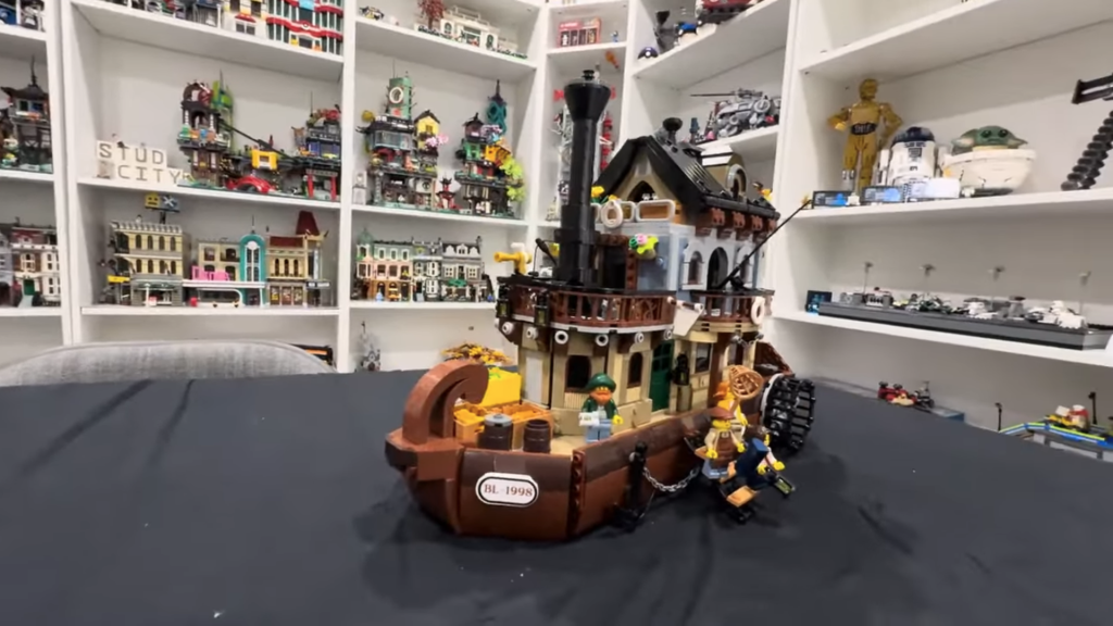 First look at LEGO BrickLink Designer Program Merchant Boat