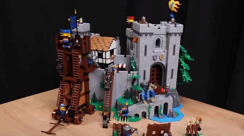 Closer look at LEGO BrickLink Series 4 Siege Encampment combined