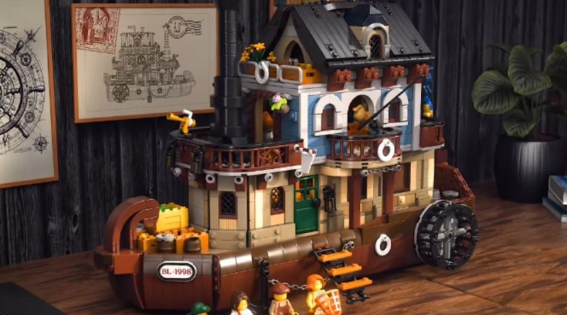 Closer look at LEGO BrickLink Designer Program Series 4 boat