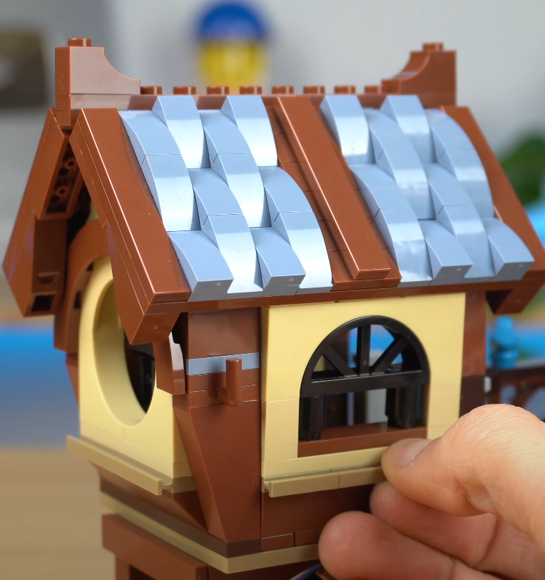 LEGO BrickLink Riverside Scholars adds to ongoing collection