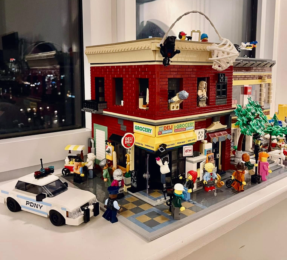 LEGO Marvel fans simply can't wait for more mini modulars