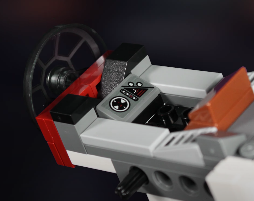 LEGO upgraden Star Wars 75401 Jedi Interceptor met vijf stukken