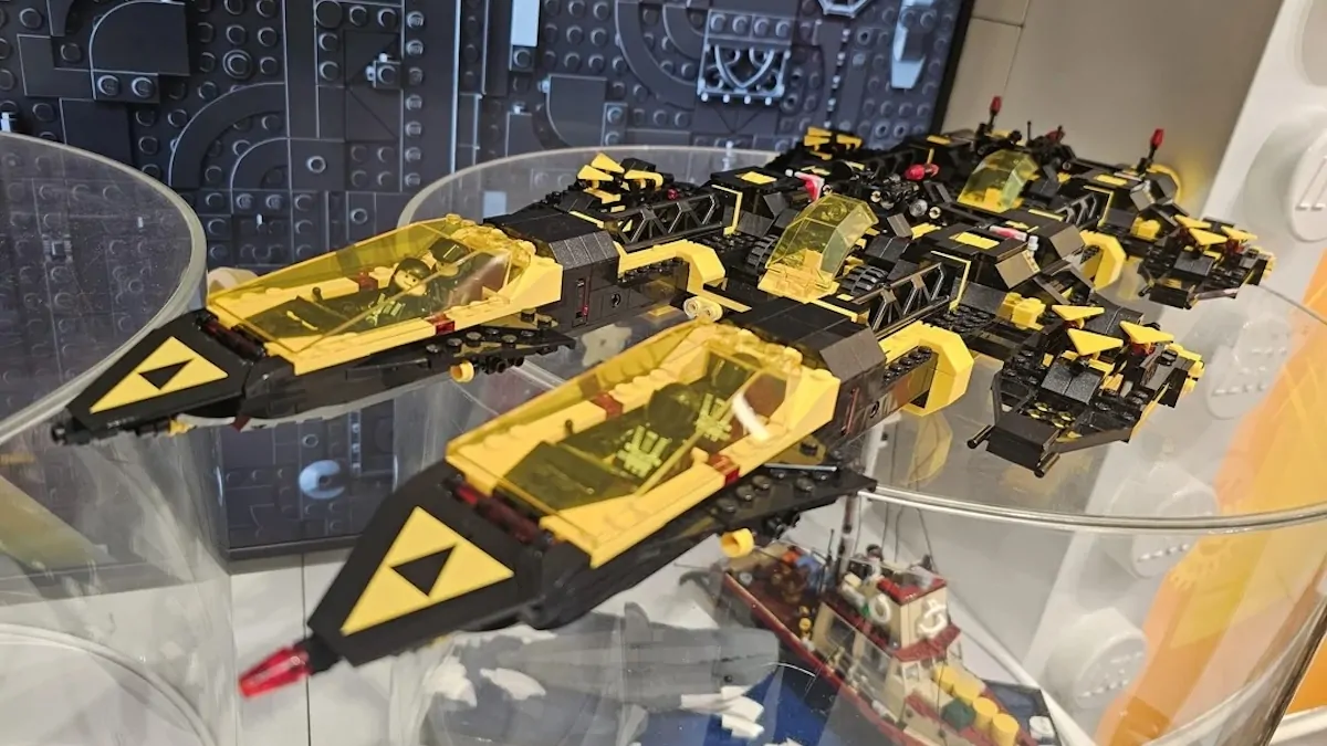 Why you'll want to double up on LEGO Blacktron Renegade