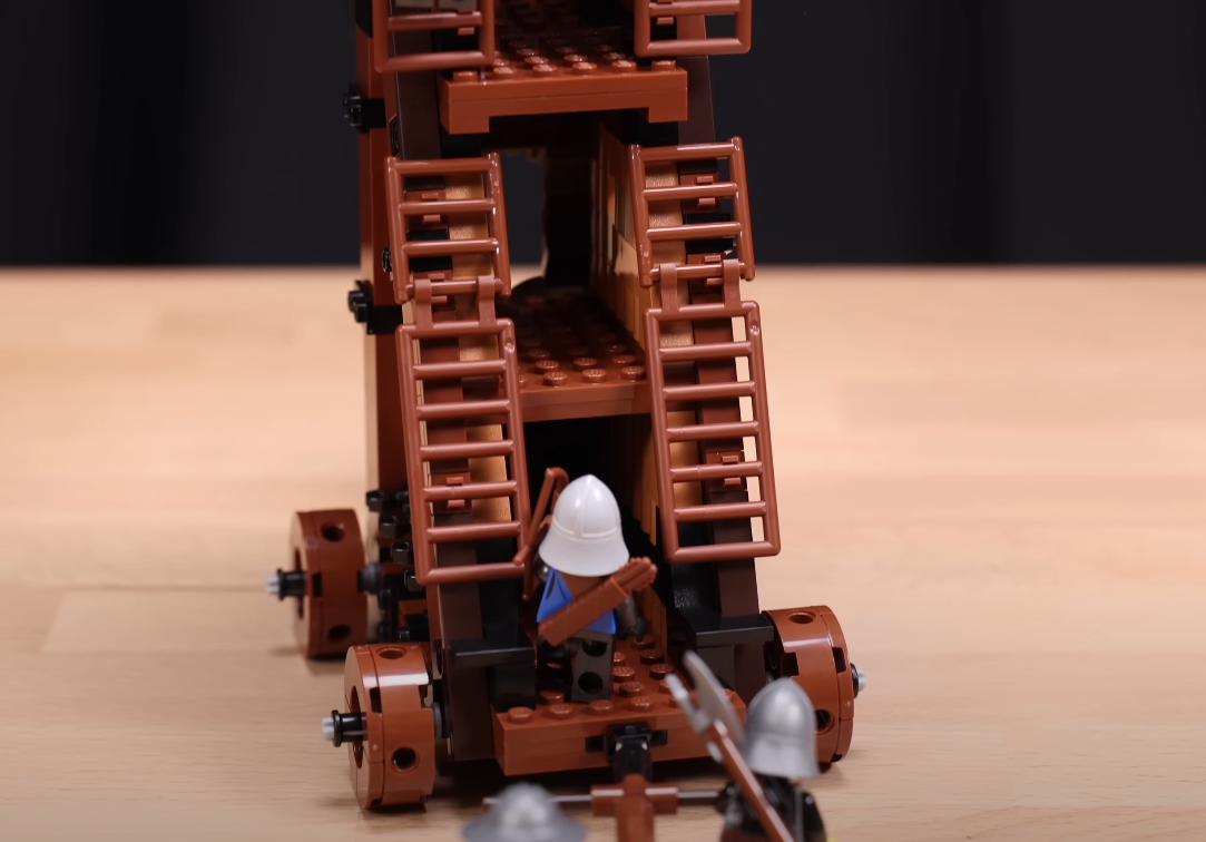Closer look at LEGO BrickLink Series 4 Siege Encampment combined