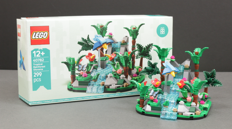 LEGO 40782 Tropical Rainforest Diorama GWP review