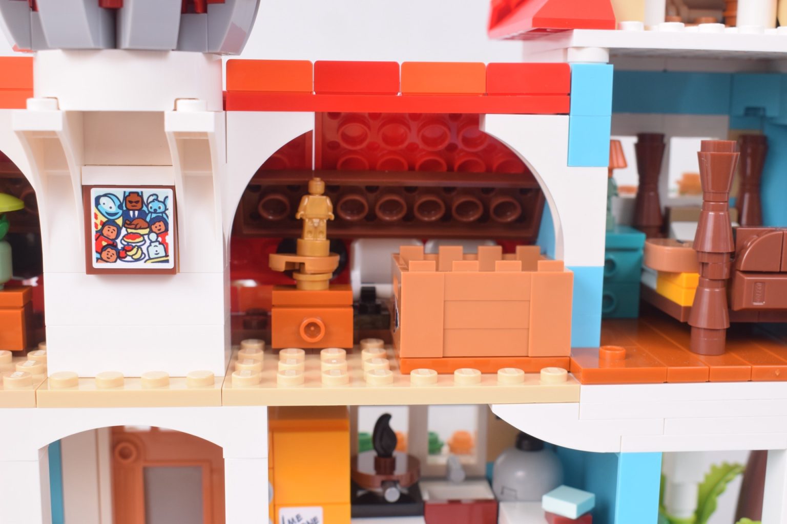LEGO Disney 43268 Lilo and Stitch Beach House review