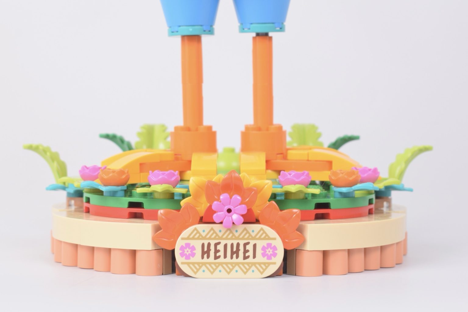 LEGO Disney 43272 Heihei review – a surprise Moana package