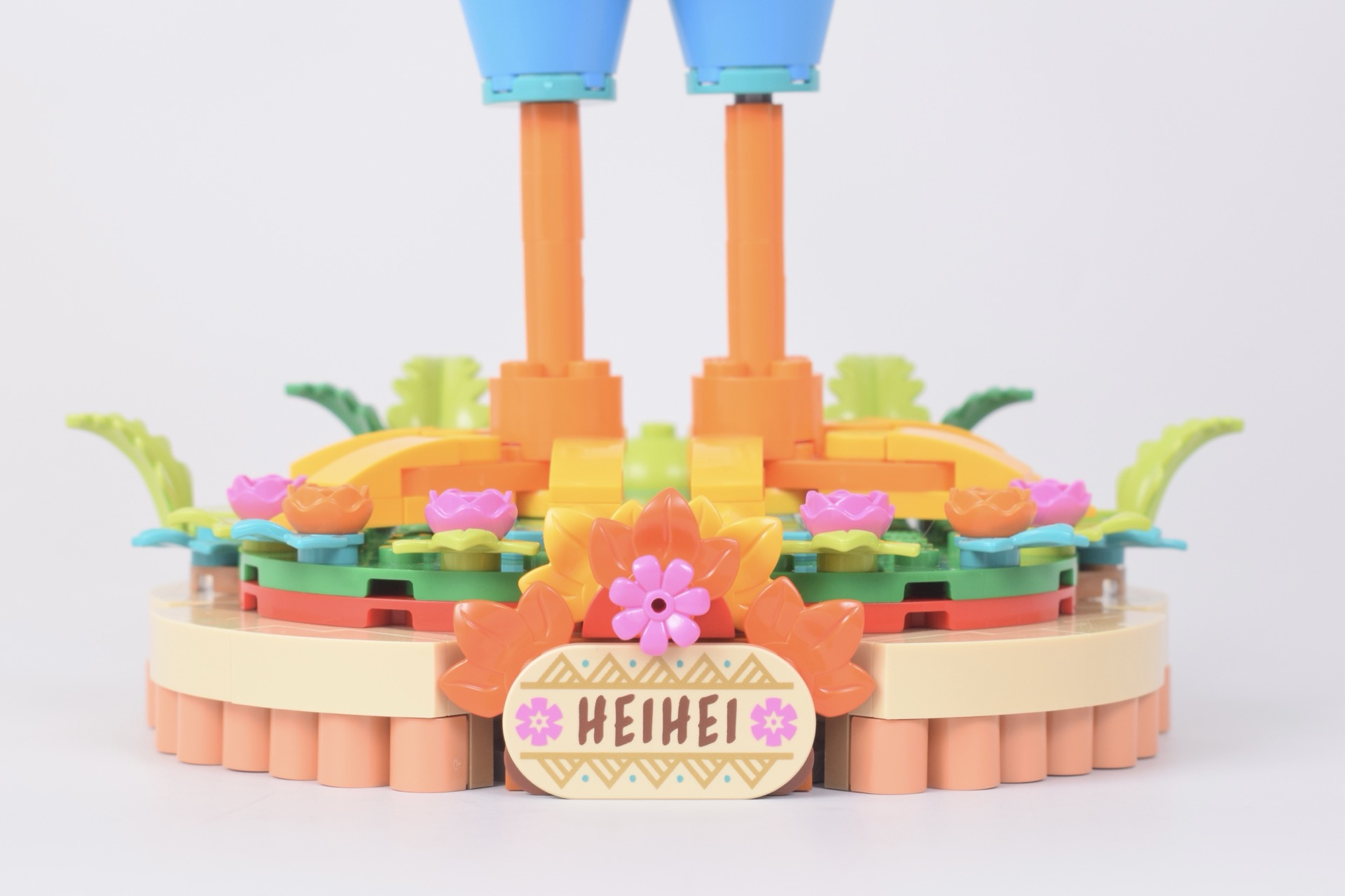 LEGO Disney 43272 Heihei review – a surprise Moana package