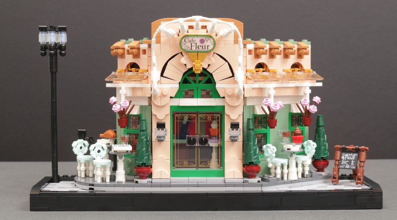 LEGO Icons 10362 French Café review and gallery