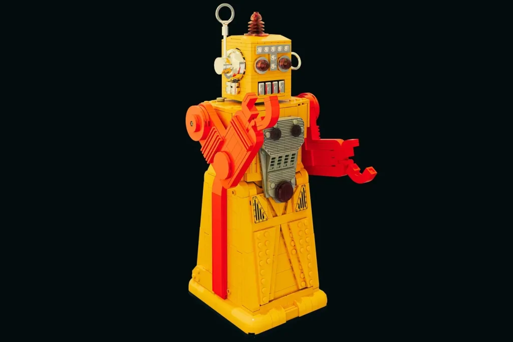 Retro robot toy leans on nostalgia in LEGO Ideas review