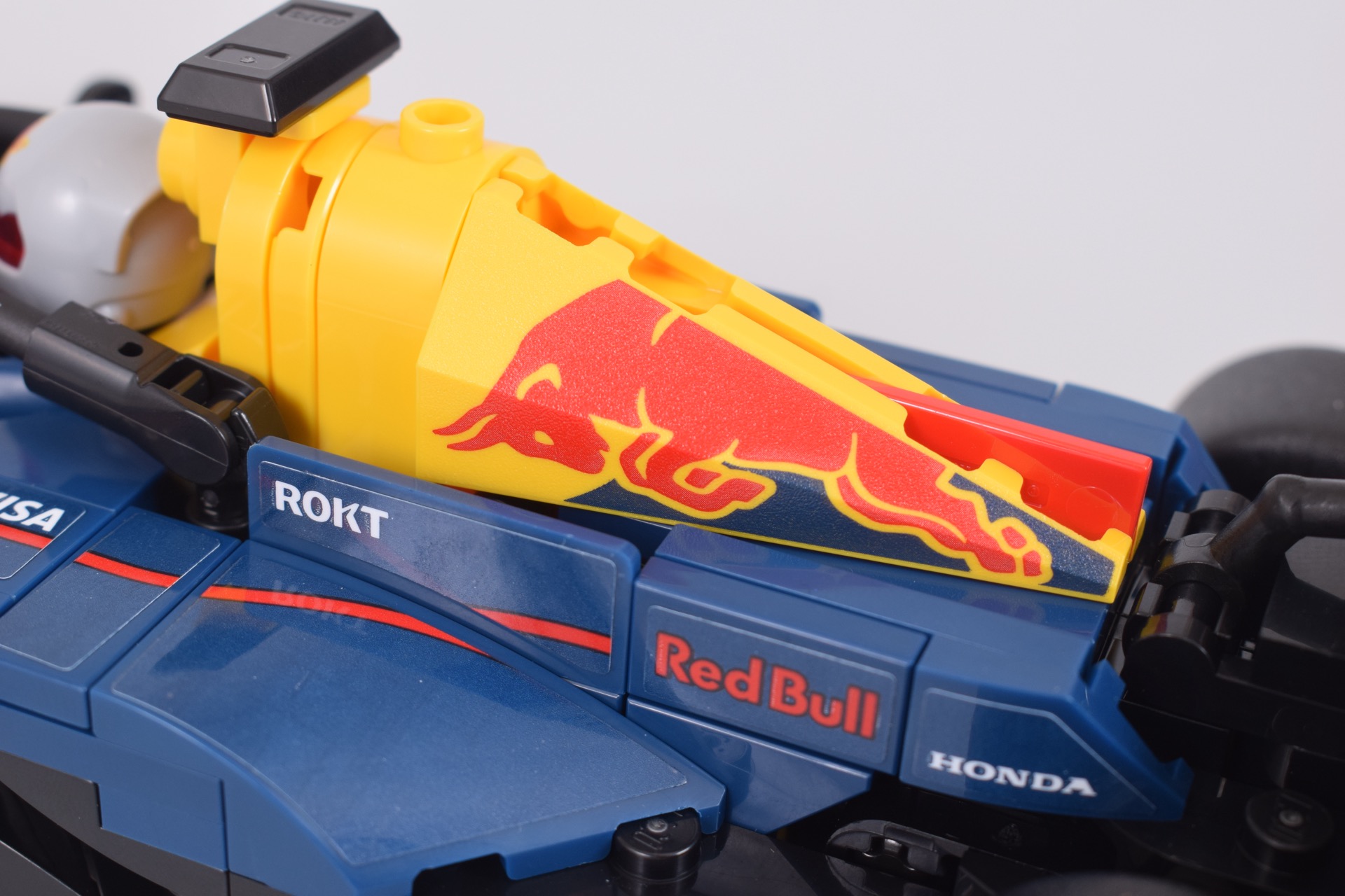 LEGO Formula 1 77243 Oracle Red Bull Racing RB20 review