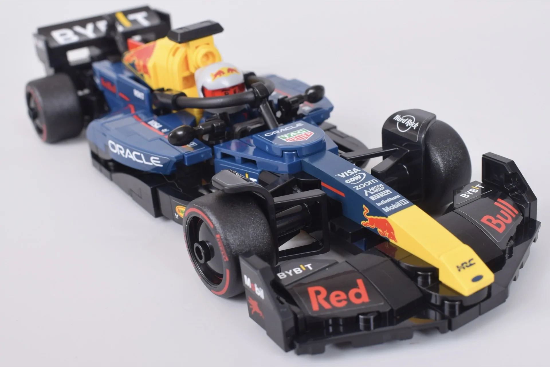 LEGO Formula 1 77243 Oracle Red Bull Racing RB20 review