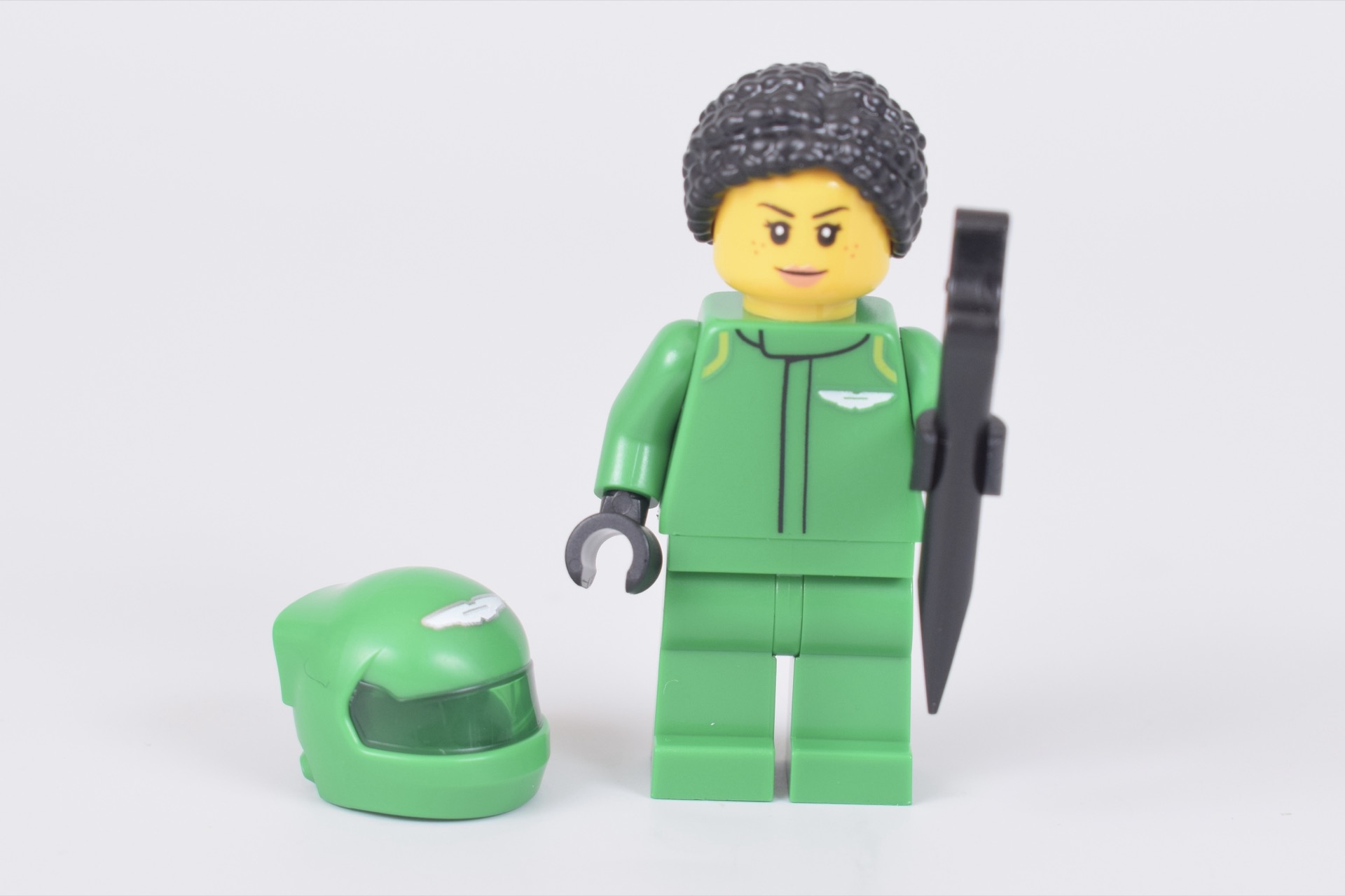 LEGO 77245 Aston Martin Aramco F1 AMR24 review