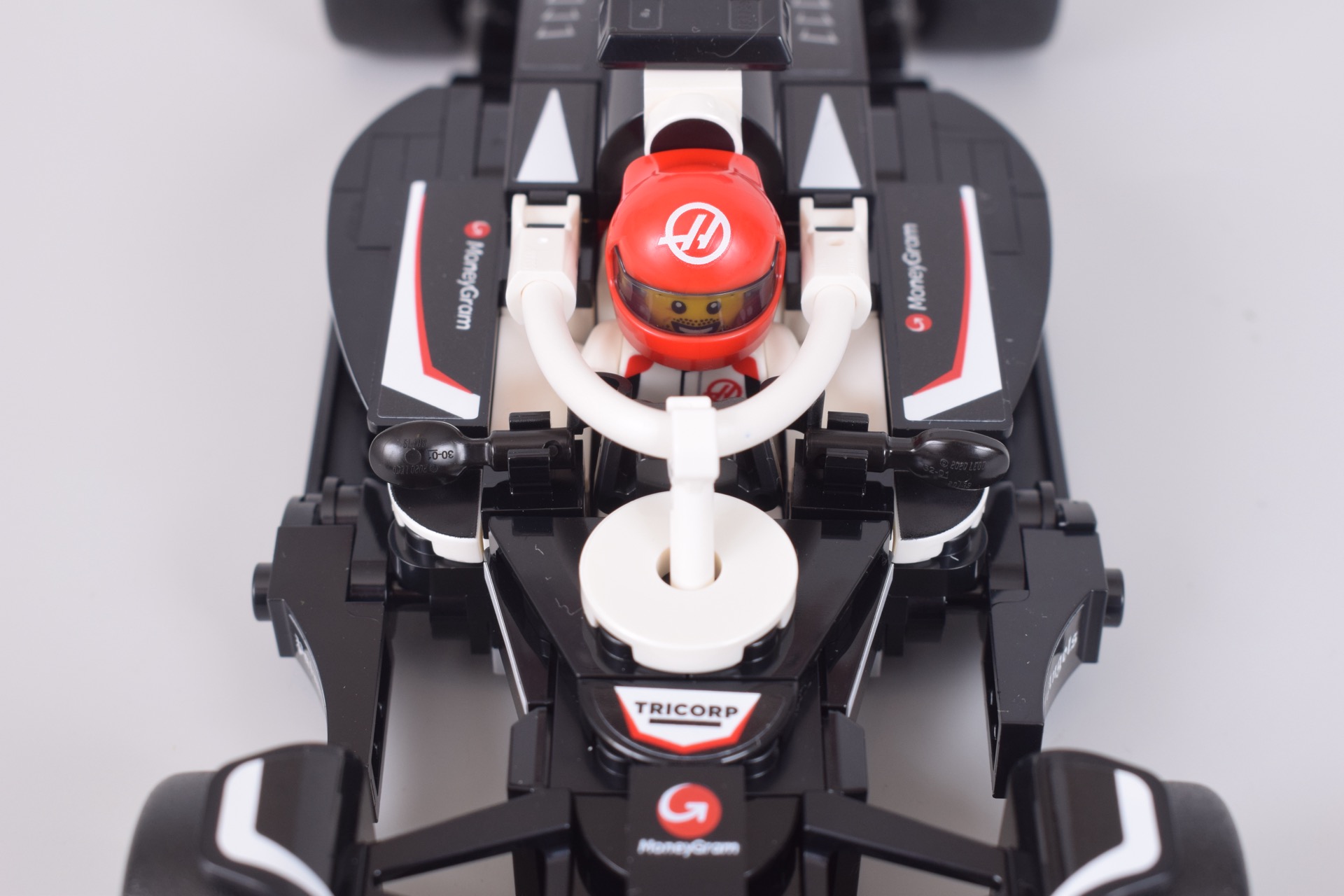 LEGO Speed Champion MoneyGram Haas F1 Team review