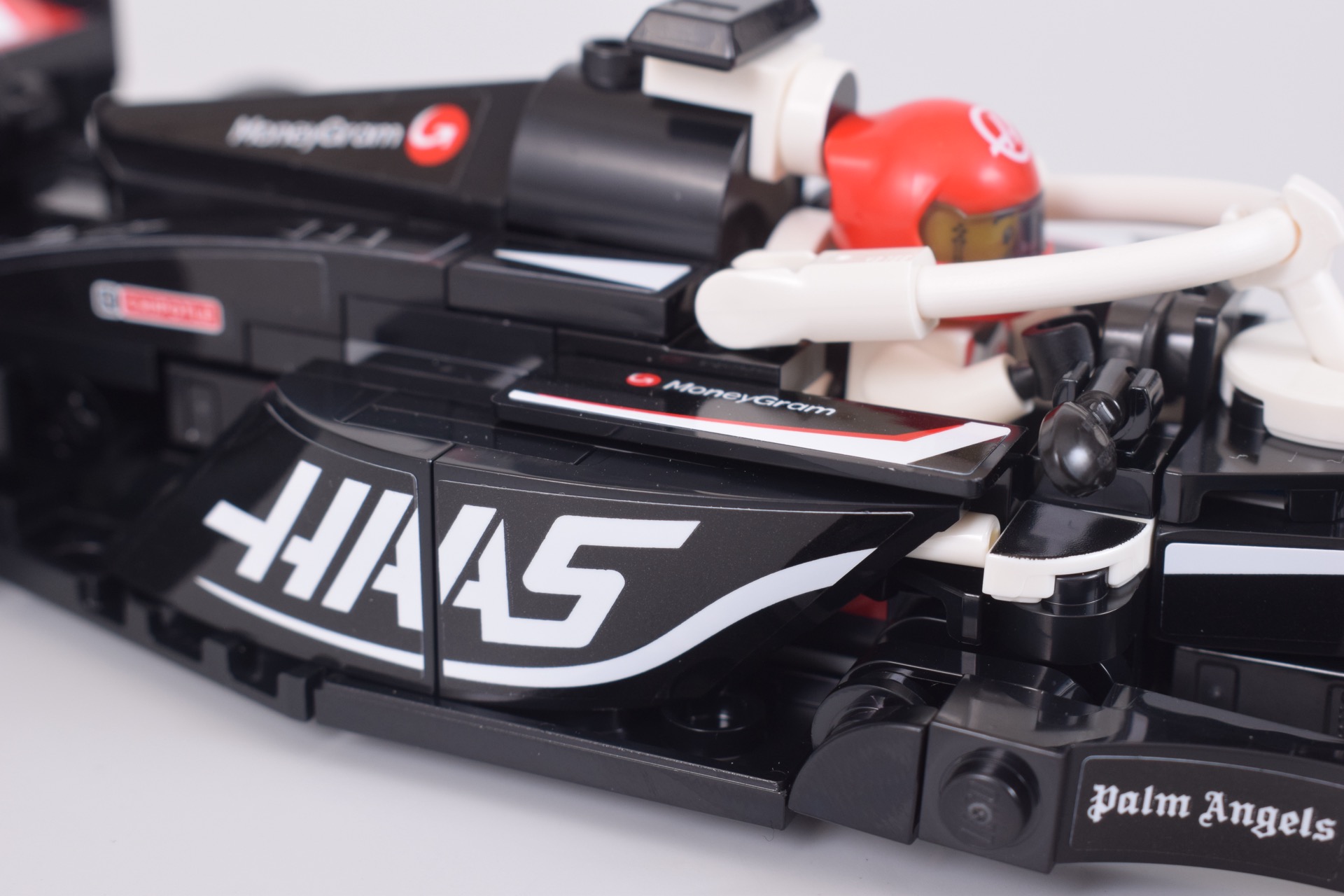 LEGO Speed Champion MoneyGram Haas F1 Team review