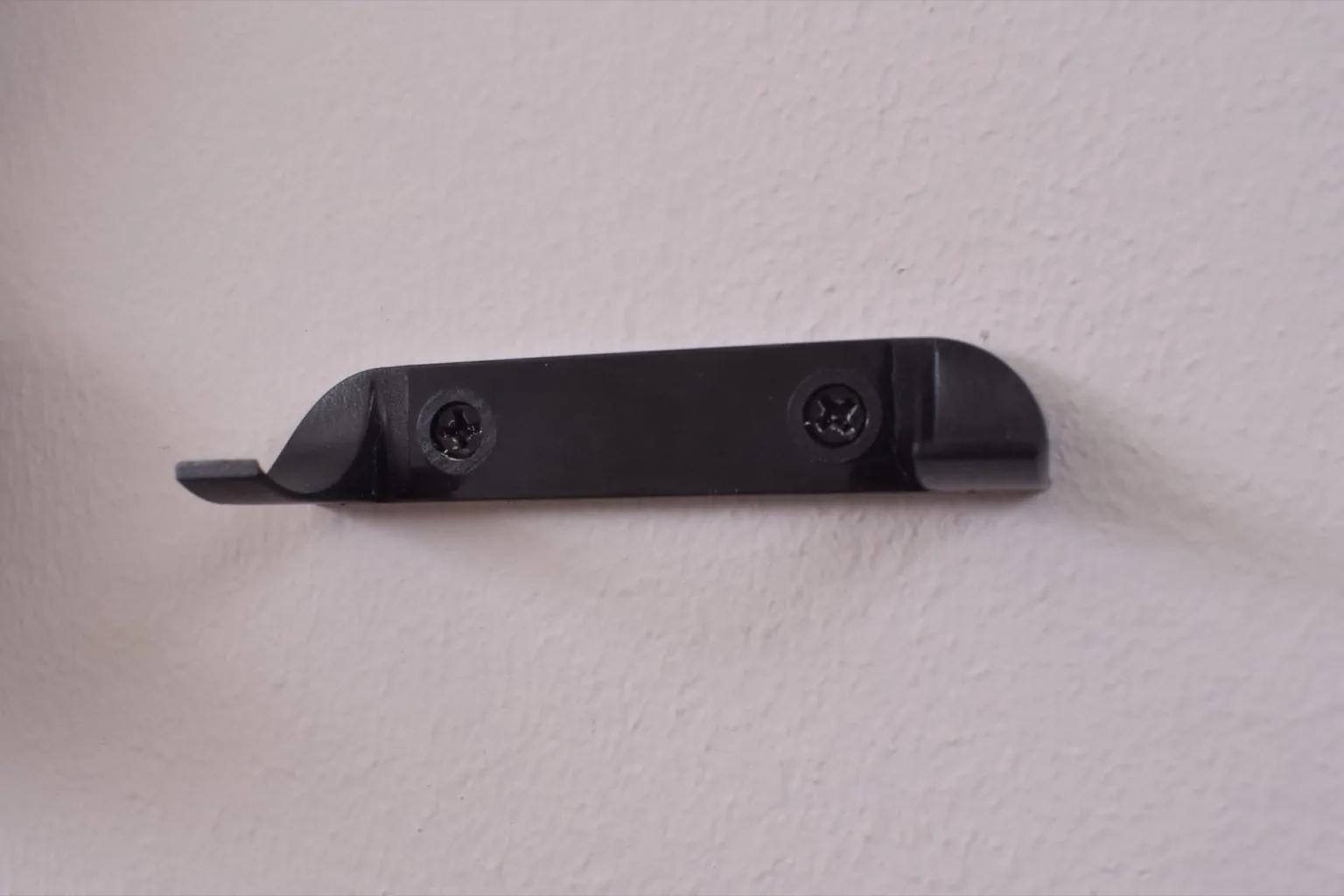 How to display your LEGO Speed Champions F1 cars on the wall