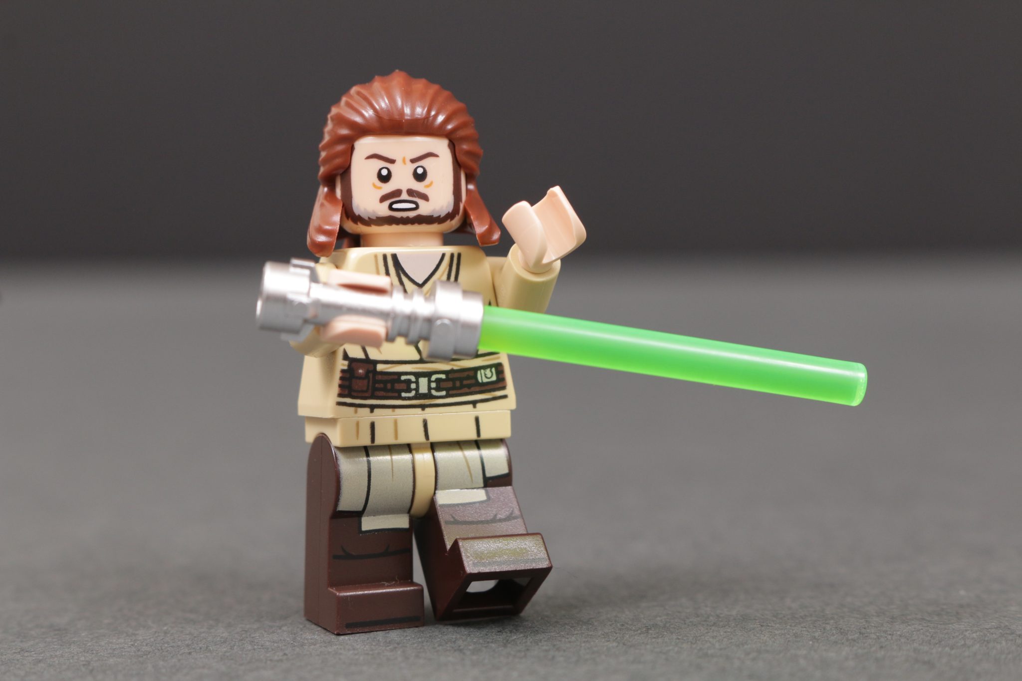 Closer look at LEGO Star Wars magazine's Qui-Gon Jinn