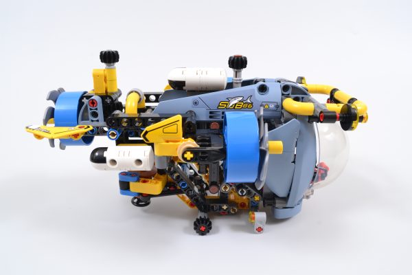 LEGO Technic 42201 Deep-Sea Research Submarine review