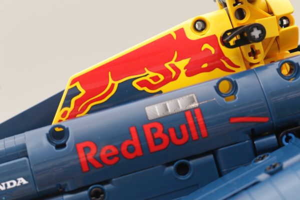 LEGO Technic 42206 Oracle Red Bull Racing RB20 F1 review