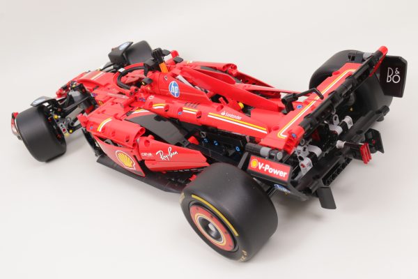 LEGO Technic 42207 Ferrari SF-24 Formula 1 car review