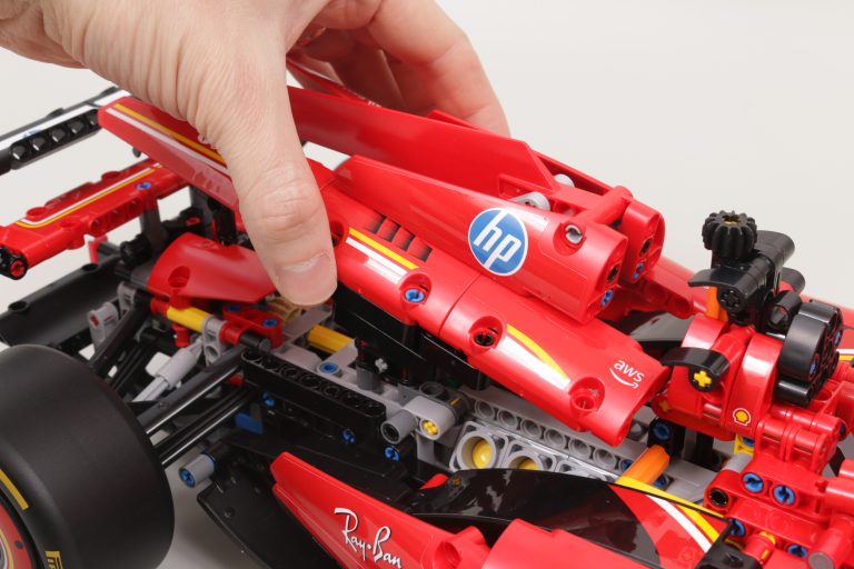 LEGO Technic 42207 Ferrari SF-24 Formula 1 car review